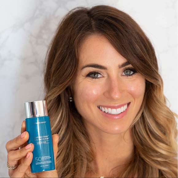 Colorscience | Makeup | Colorescience Sunforgettable Glow Spf 5 | Poshmark